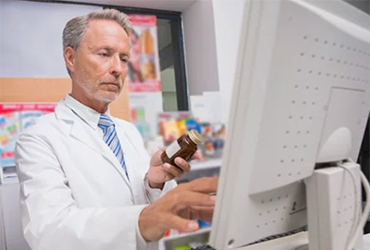 Computer-Assisted Program Supports Deprescribing During Transitions of Care